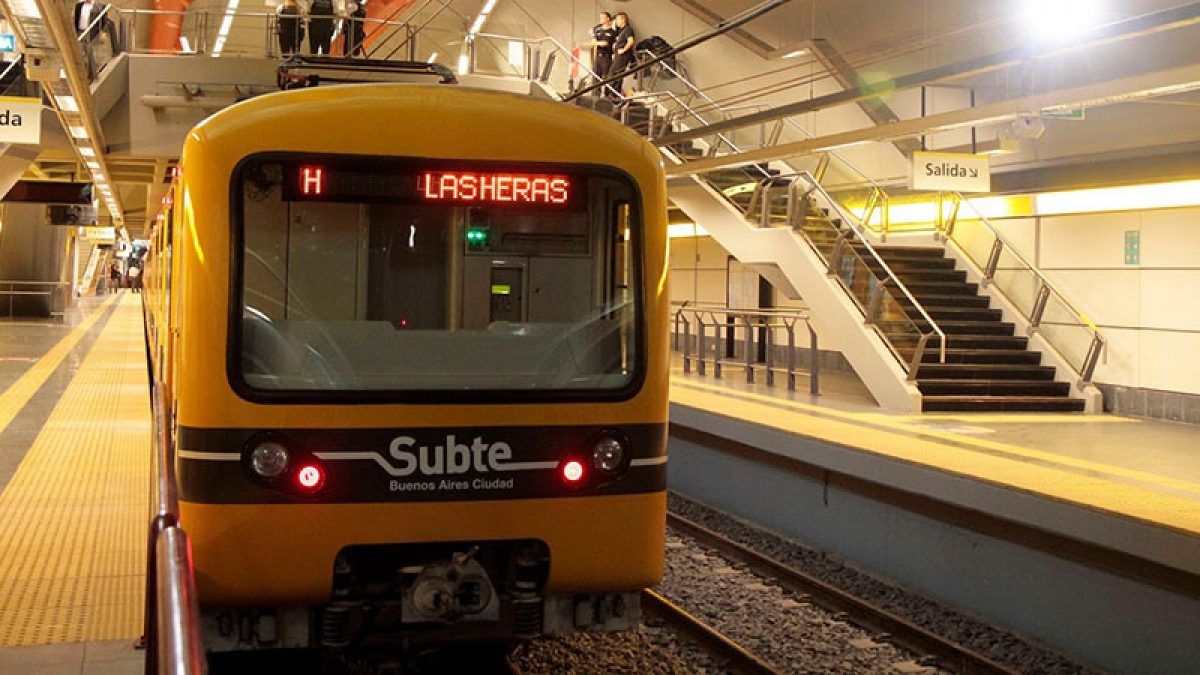 Anuncian un paro en todas las líneas del subte para el lunes