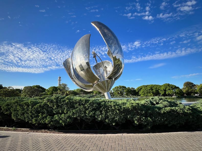 Cuál fue el origen de la Floralis Genérica y cómo se volvió un ícono en ...