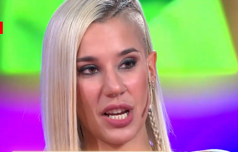 Un famoso cantante comenzó a seguir a La Tora de Gran Hermano y ella ...