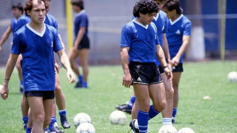 Ricardo Bochini cumple 70 años: la historia del máximo ídolo de ...