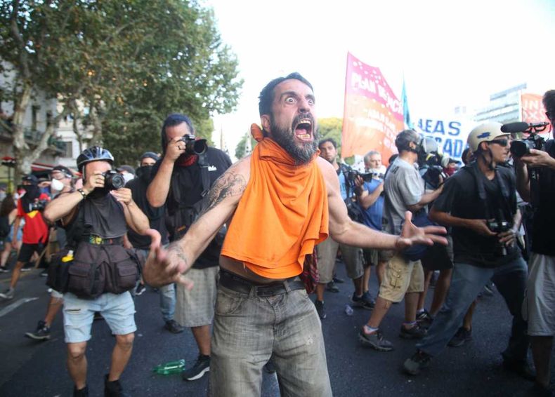 Fotogalería: así fue la brutal represión de las fuerzas de seguridad a ...