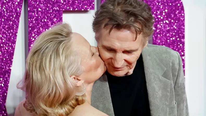 Liam Neeson tiene nueva pareja y sorprende al mundo del espectáculo: de ...