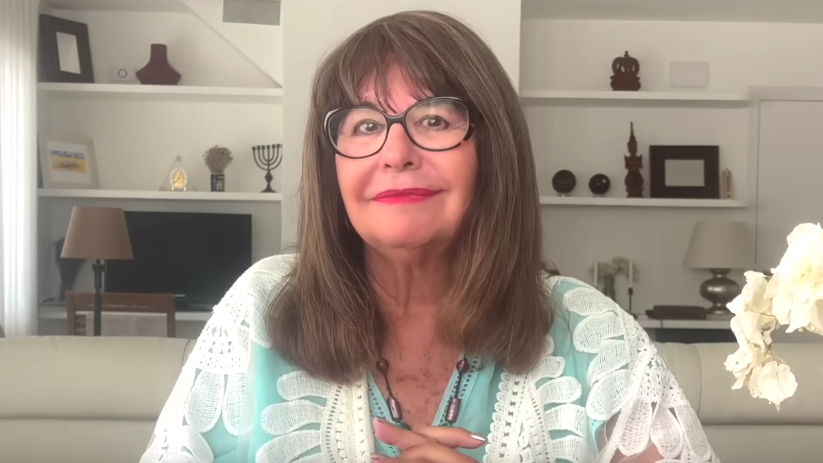 Las Predicciones De Esperanza Gracia Para La Semana Del 19 Al 25 De las-predicciones-de-esperanza-gracia-para-la-semana-del-19-al-25-de