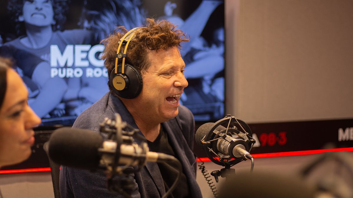 Mega 98.3 inauguró el estudio Charly García y estrenó oficialmente su ...