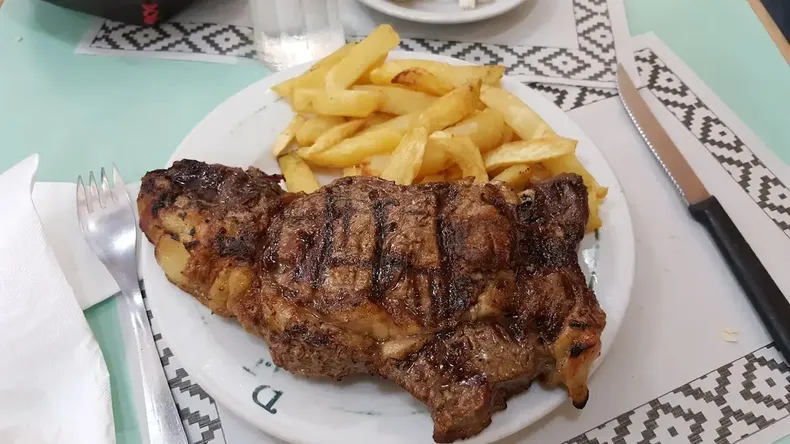 El bodegón extra barato de Buenos Aires para comer rico y abundante: sus platos son una bomba
