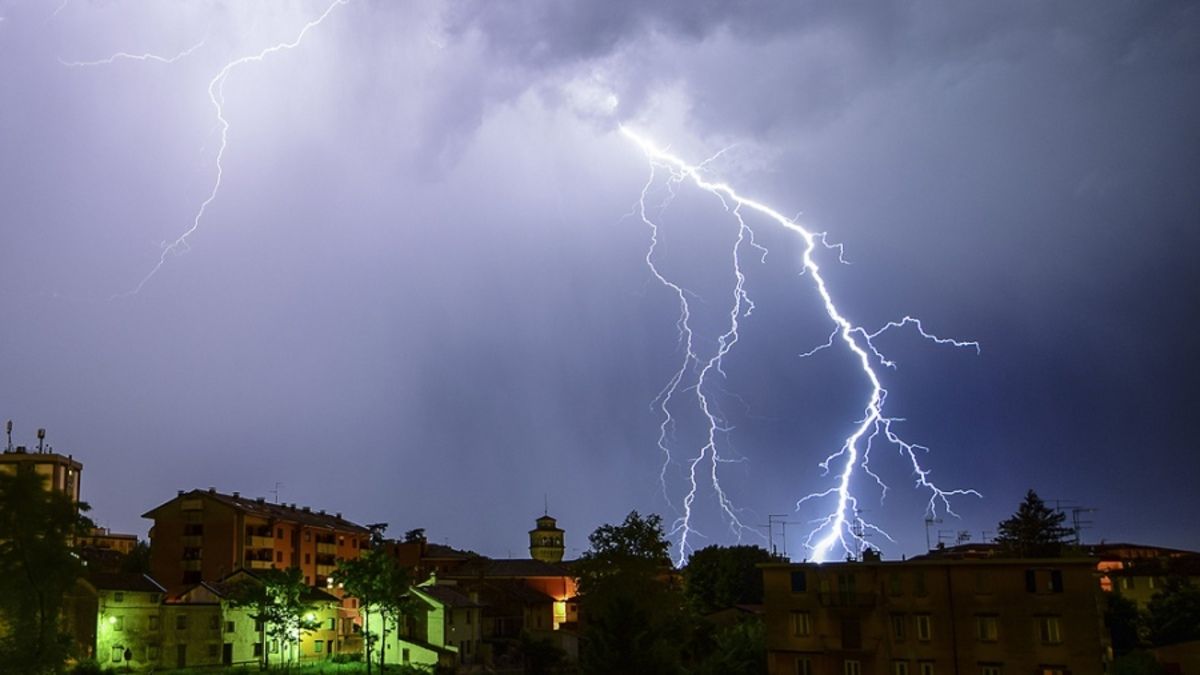 Alerta meteorológica naranja por tormentas y caída de granizo en casi ...
