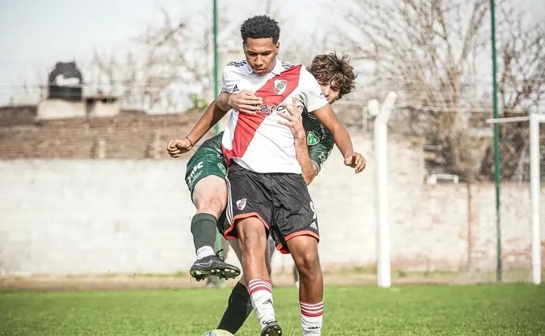 La historia de Jonathan Spiff, la gran joya de River con raíces nigerianas