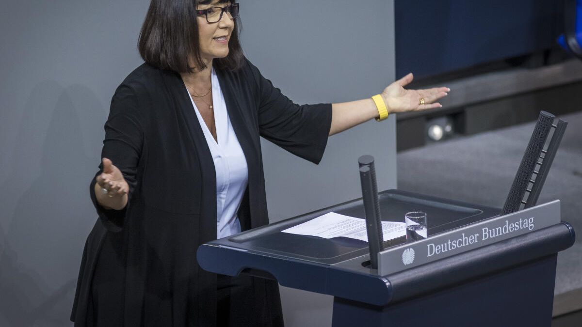 Menos Scholz y más Milei, el eufórico discurso de una diputada alemana