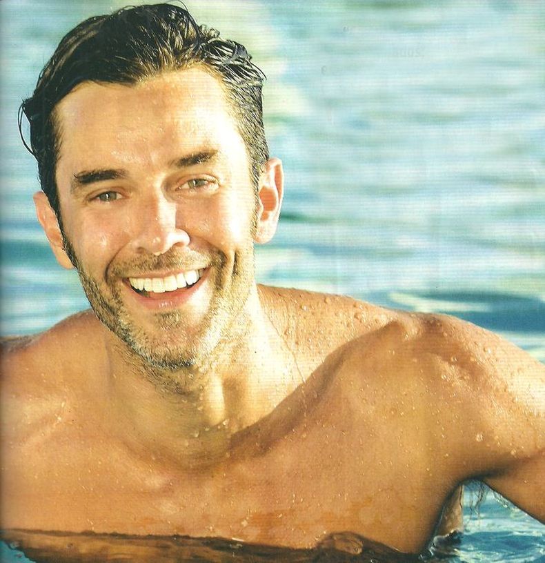 Mariano Martínez, en su primer verano como papá soltero: pileta y ...