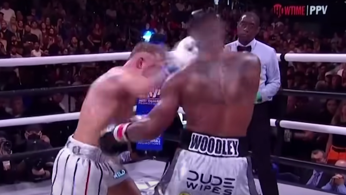 Video: el impactante KO del youtuber Jake Paul a Tyron Woodley