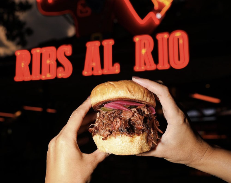 El restaurante de Buenos Aires especializado en carnes ahumadas