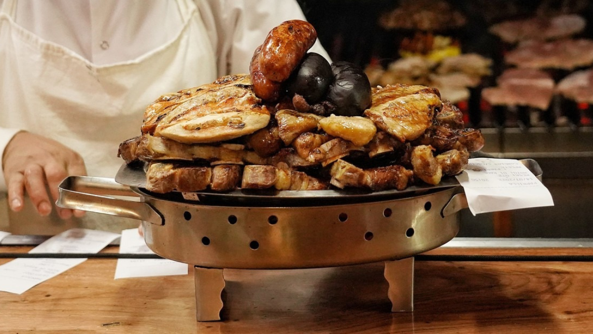 La parrilla barata de Buenos Aires que perdura en el tiempo con el ...