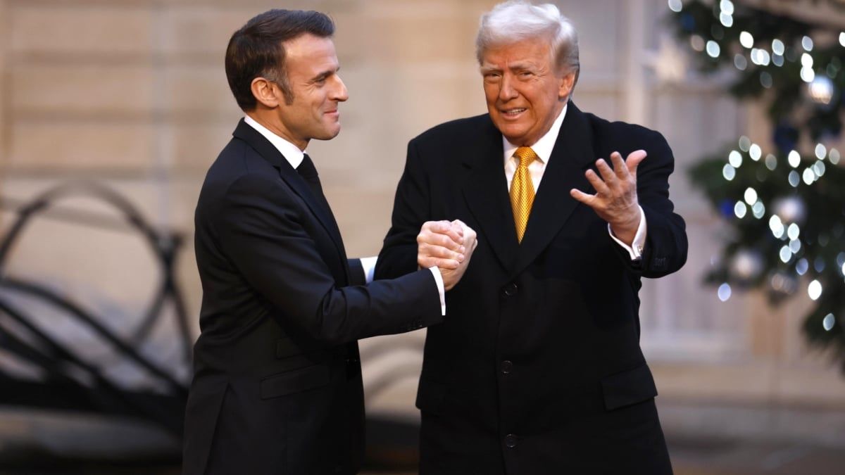 El saludo efusivo de Donald Trump a Emmanuel Macron que generó un ...