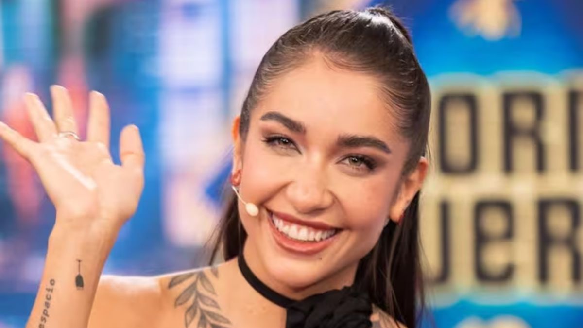 El divertido video viral de María Becerra para mostrar su nuevo look
