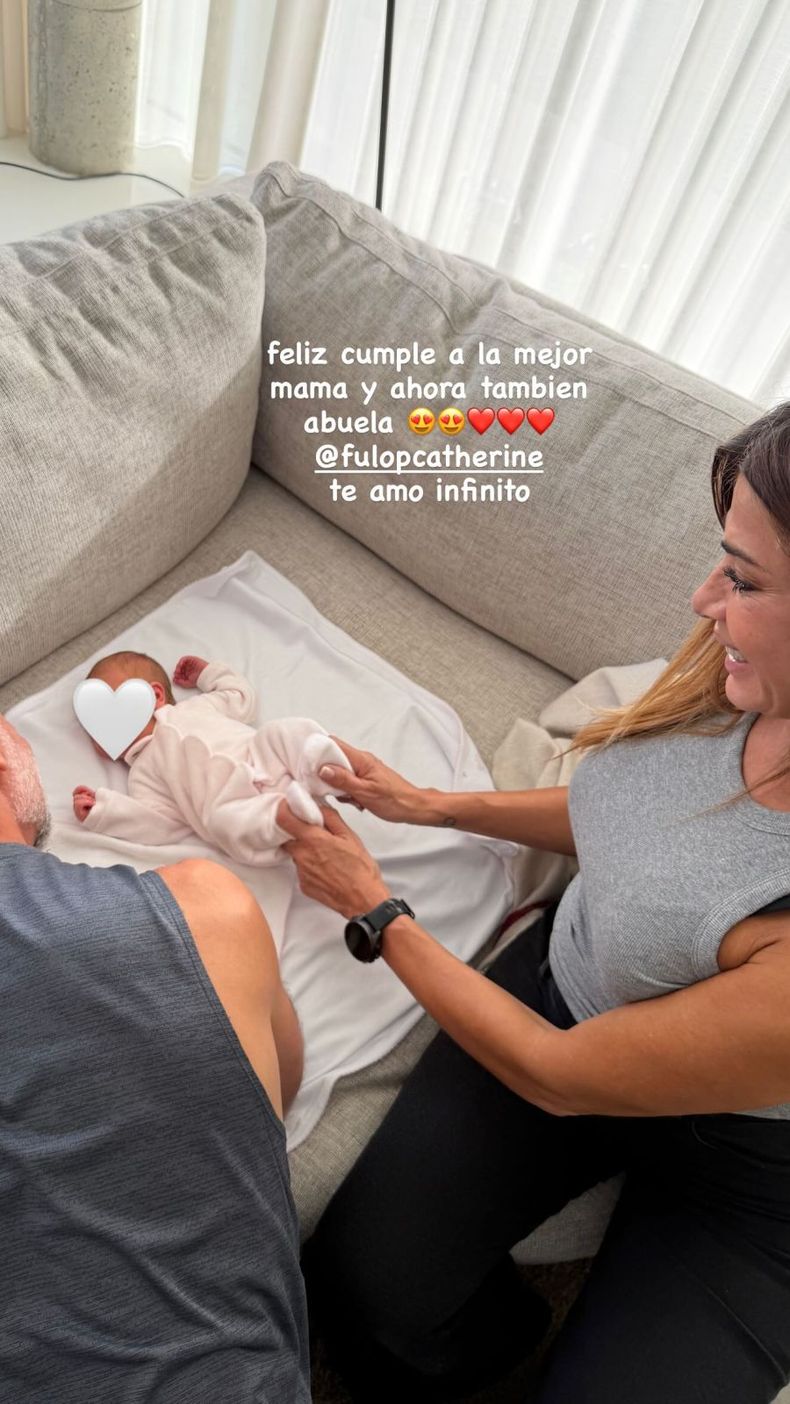 61 vueltas al sol: Catherine Fulop celebró su cumpleaños con su nieta ...