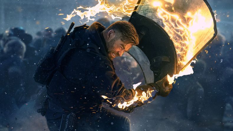 Misión de rescate 2 es una película llena de acción de la mano de Chris ...