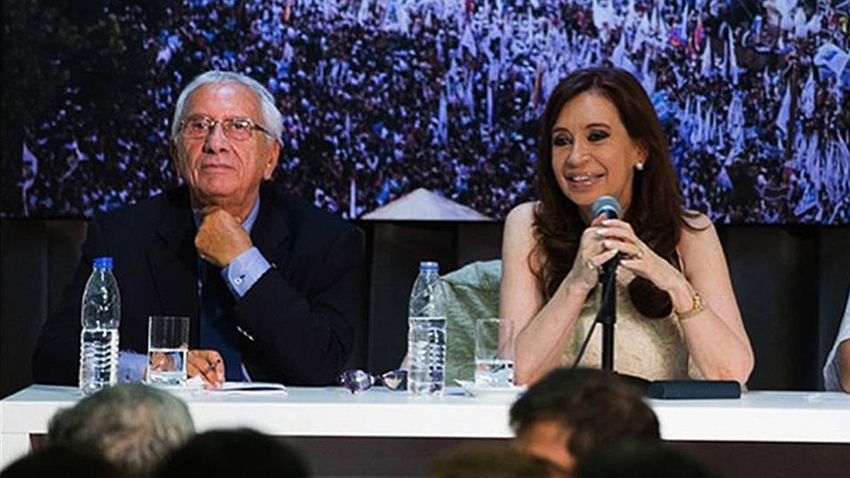 La emotiva despedida de Cristina Kirchner a Héctor Recalde: Fue un ejemplo de coherencia en ...