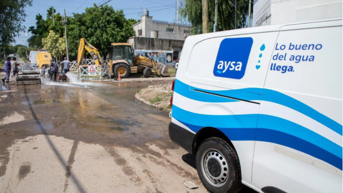 AySA solicitó un uso racional del agua potable por un corte de energía