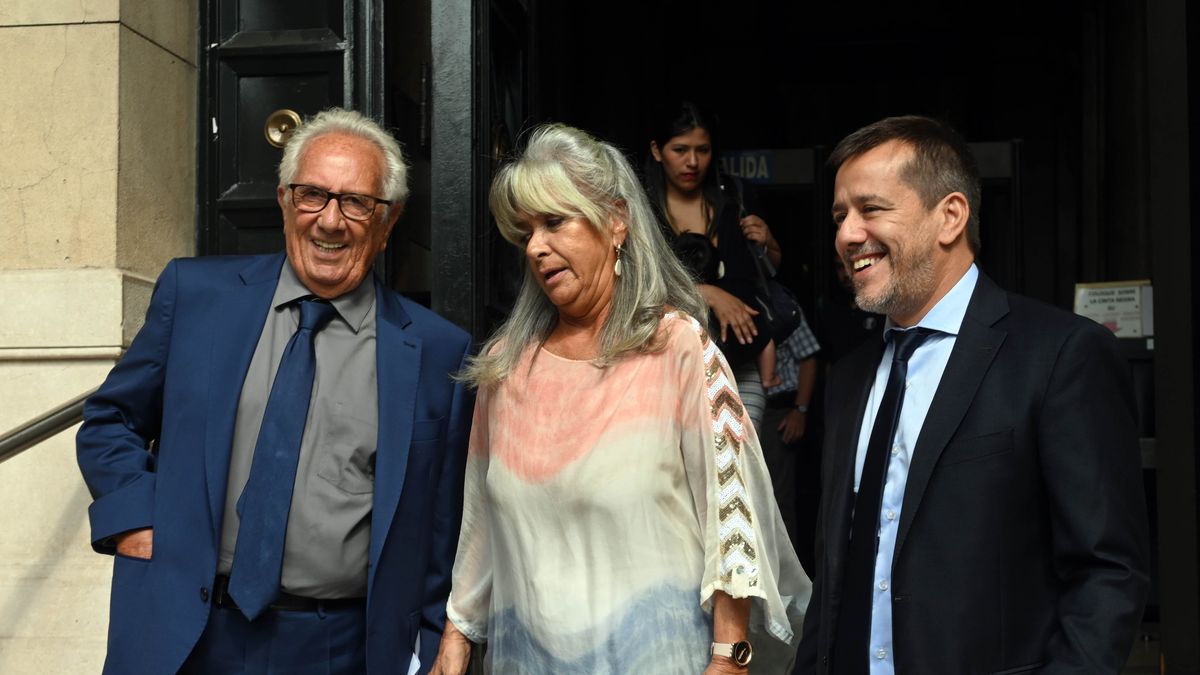 La Corte Suprema le tomó juramento a tres senadores con mandato en el ...