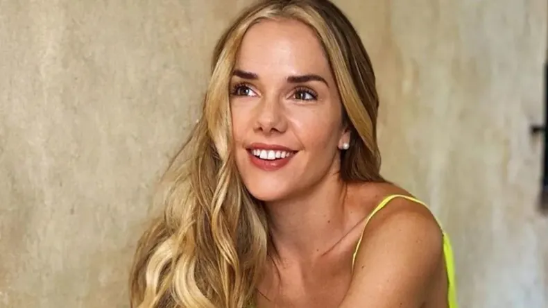 Julieta Nair Calvo aprovechó la playa de Punta Cana para lucirse con ...