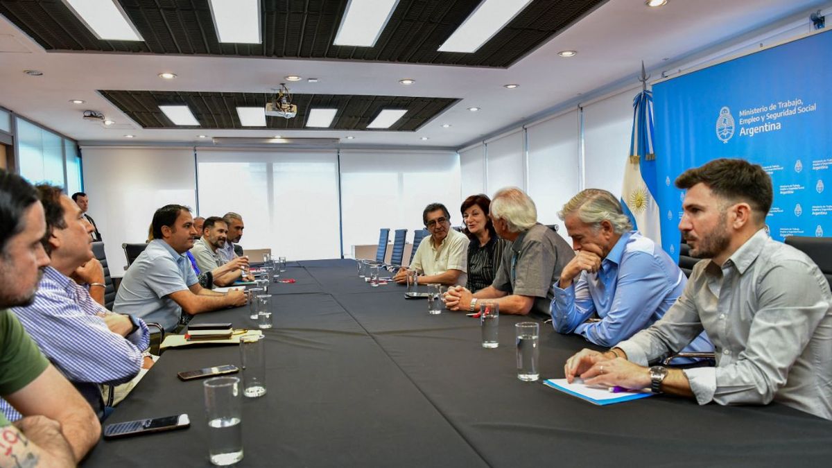 La CTA Autónoma se reunió con Kelly Olmos para reclamar aumento de ...