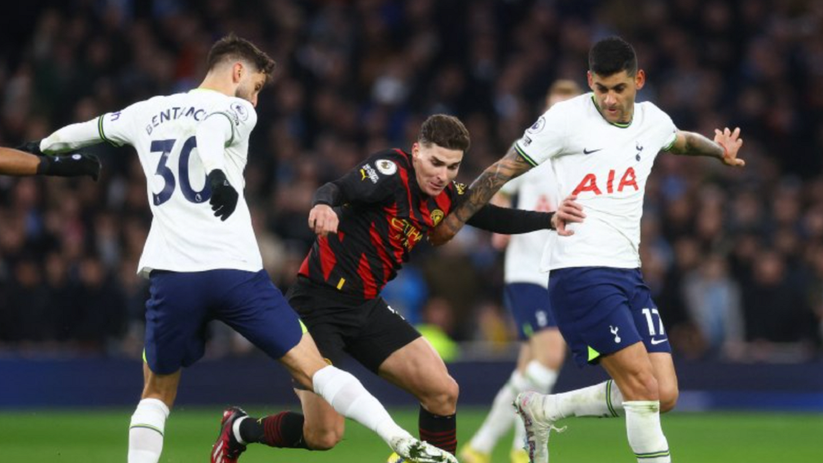 El Tottenham de Cuti Romero venció al Manchester City de Julián Álvarez ...