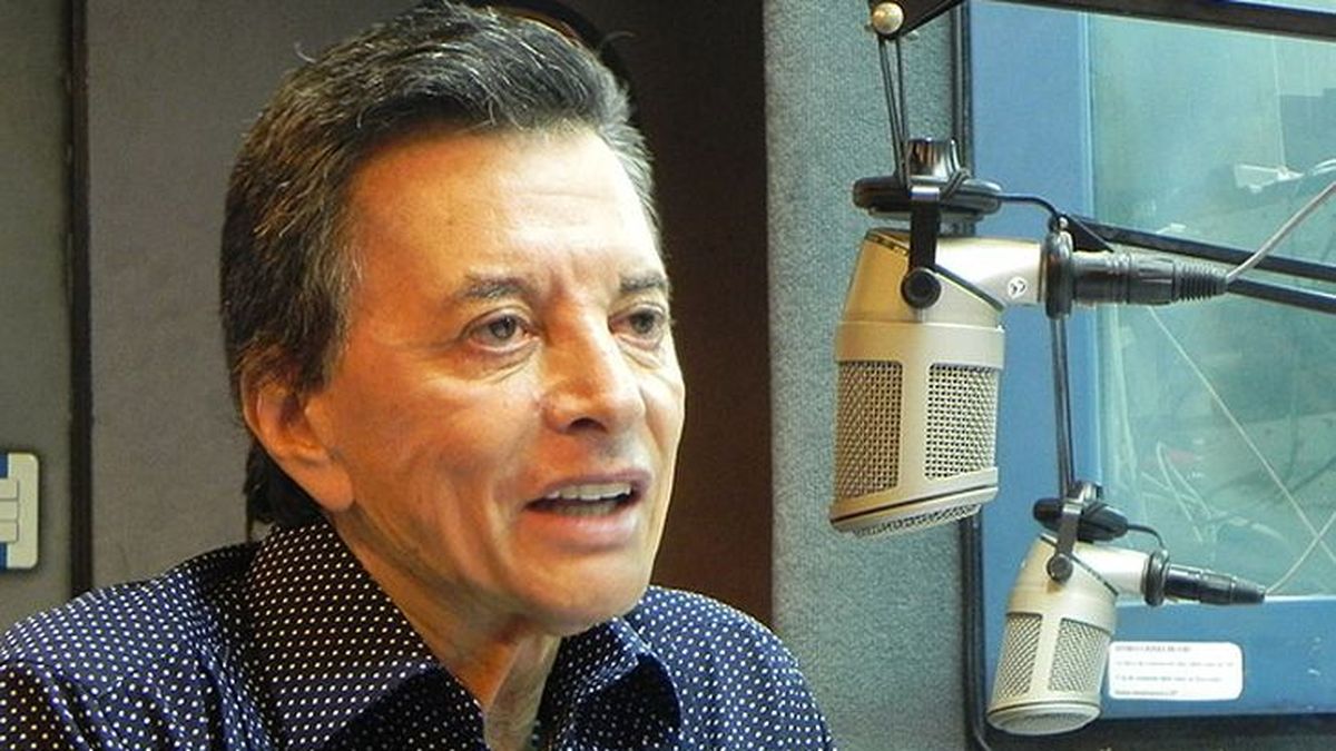 Internaron a Palito Ortega con un dolor en el pecho: está en observación Internaron a Palito Ortega con un dolor en el pecho: está en observación