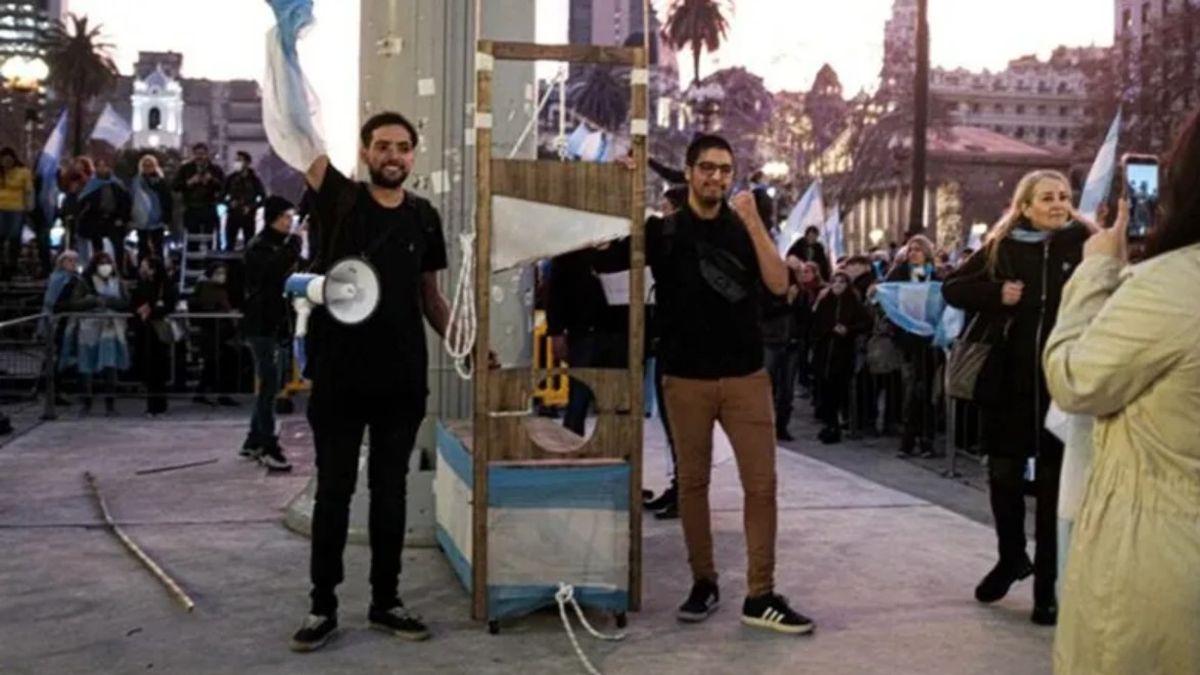 Atentado contra Cristina Kirchner: encontraron u$s50 mil en la casa de ...