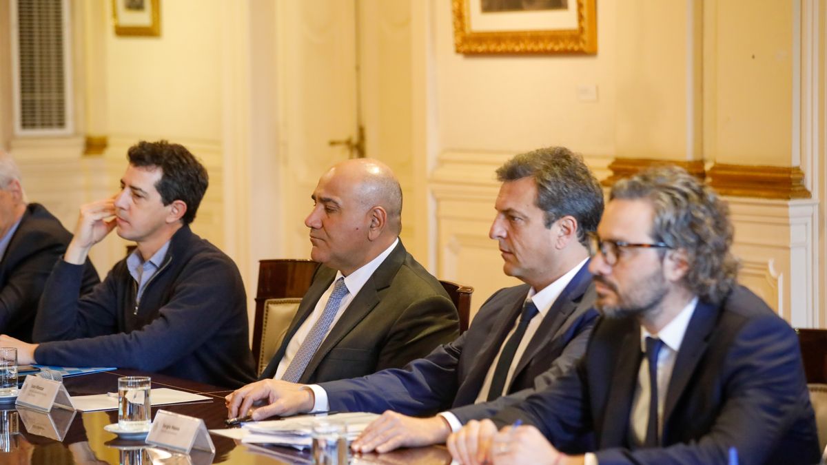 En medio de la tensión entre la Ciudad y la Nación, el Gabinete se reunió en Casa Rosada