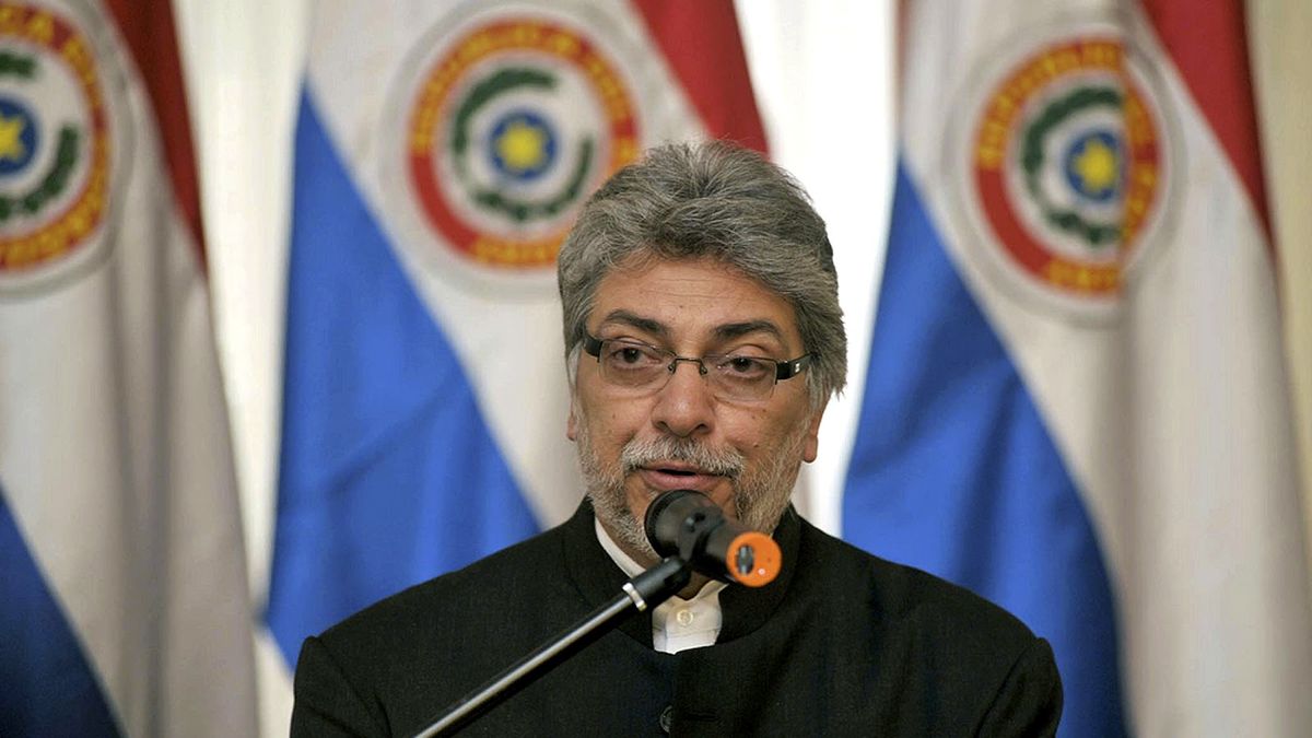 El expresidente paraguayo Fernando Lugo fue hospitalizado tras sufrir ...