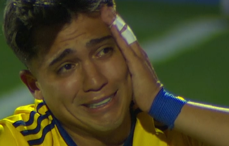 Mala noticia para Boca: Changuito Zeballos salió llorando por un dolor ...