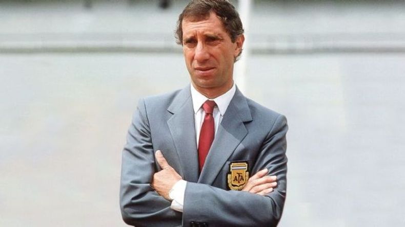 El emotivo homenaje de Estudiantes a Carlos Bilardo