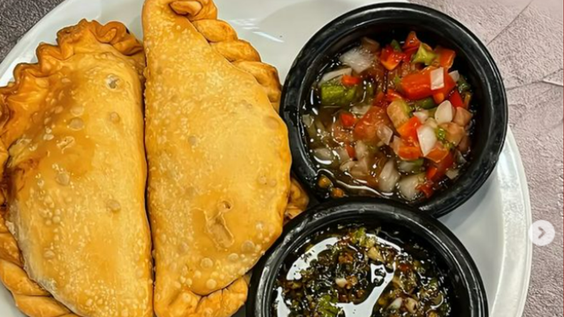 El restaurante barato de Buenos Aires que hace goulash y salchichas ...