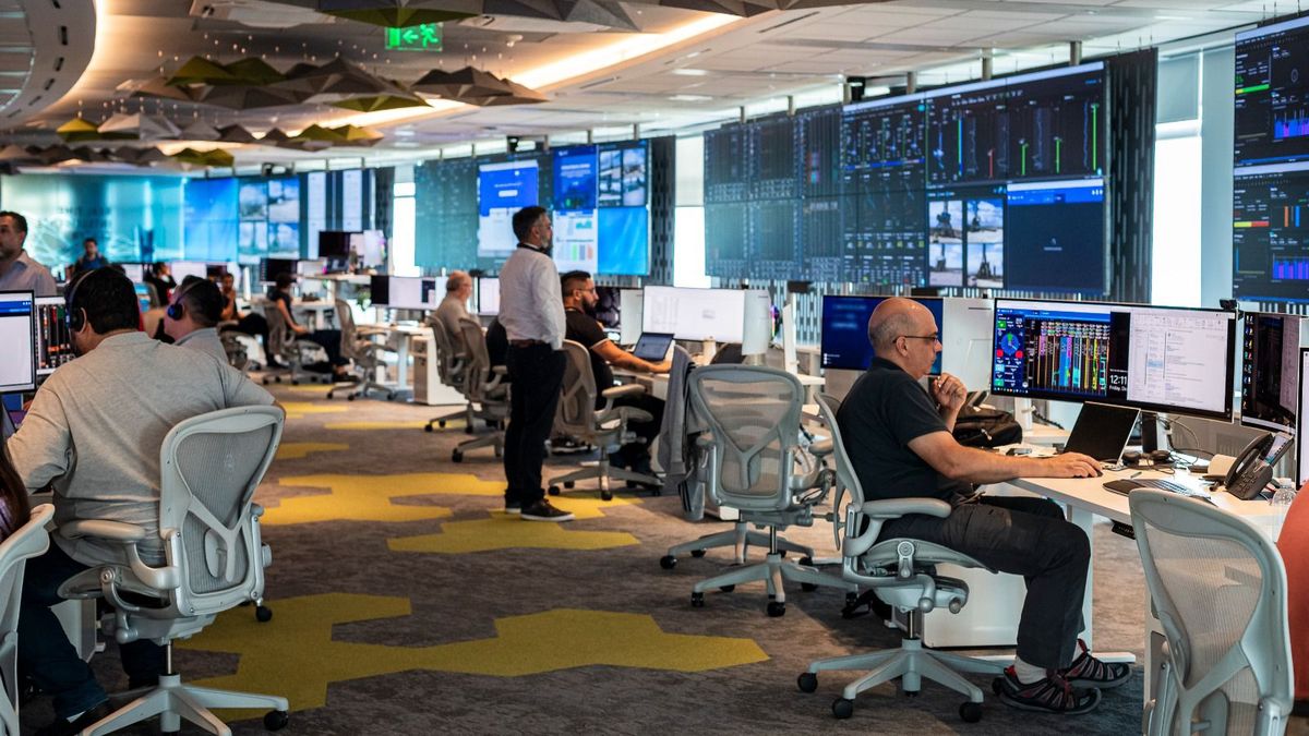 YPF inauguró su Centro de Operaciones en Tiempo Real