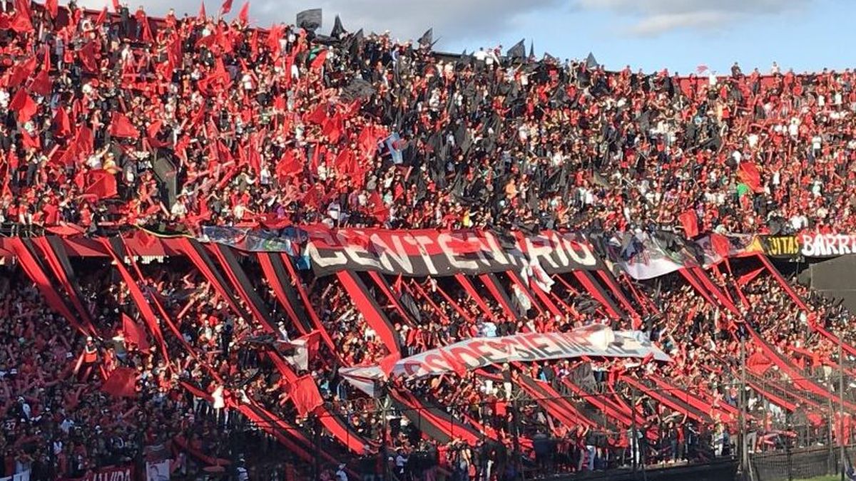 Se suicidó un hincha de Colón tras el descenso de su equipo