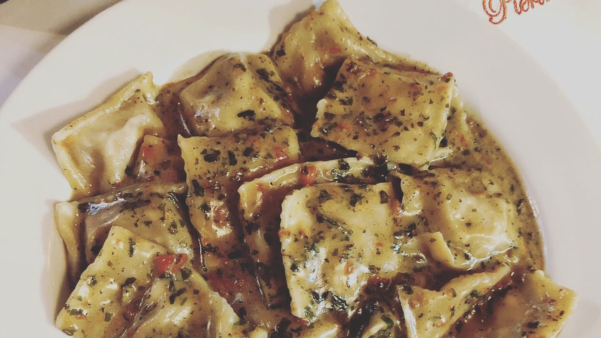 El restaurante italiano en Buenos Aires que sirve unos ravioles de ...