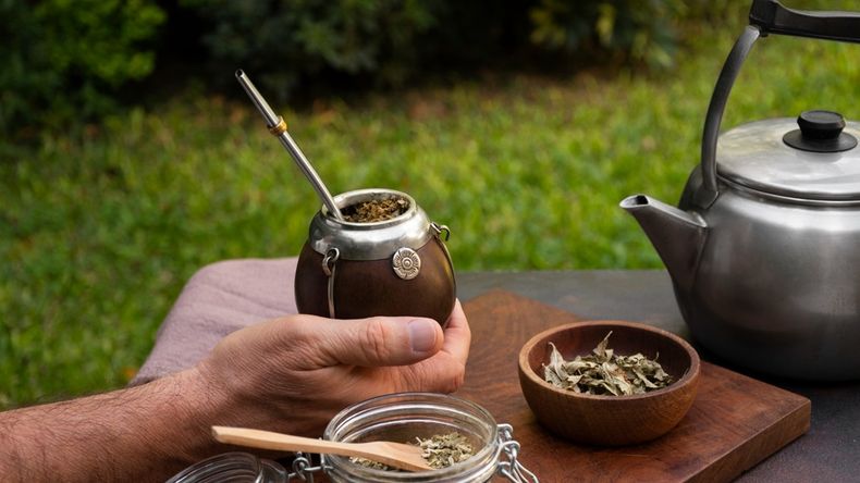 Qué es mejor para la salud: tomar mate amargo o dulce