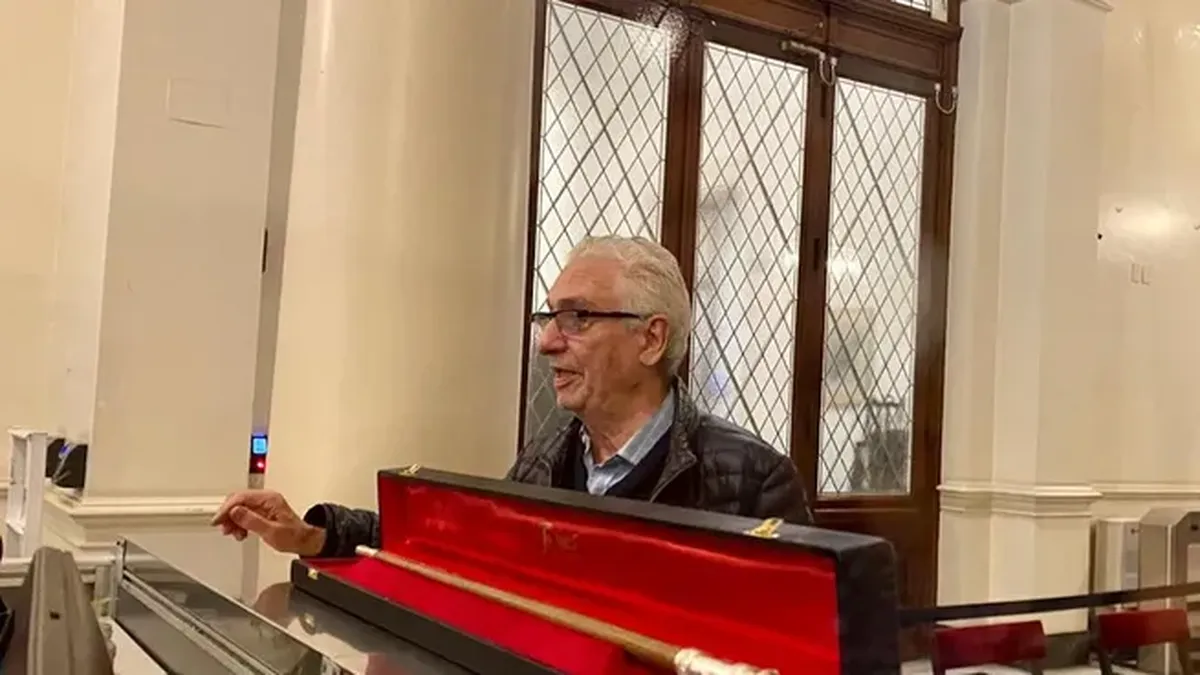 El bastón presidencial de Milei llegó a la Casa Rosada