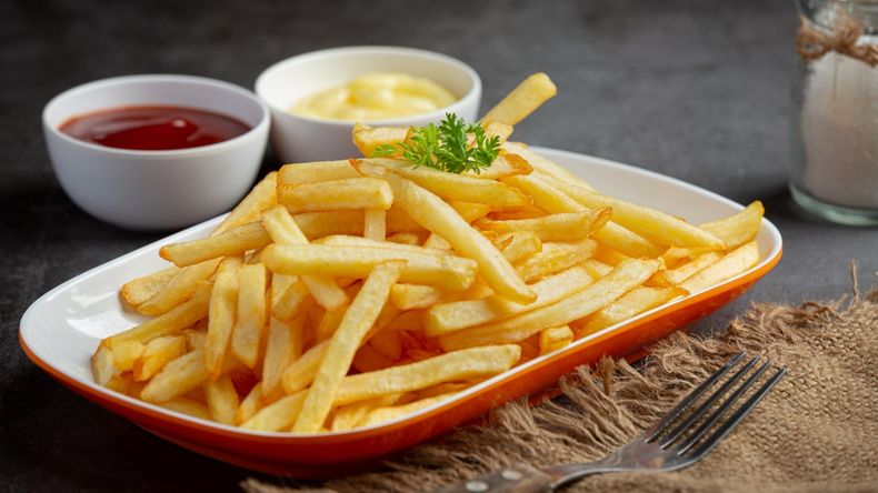El truco para que las papas fritas queden súper crocantes