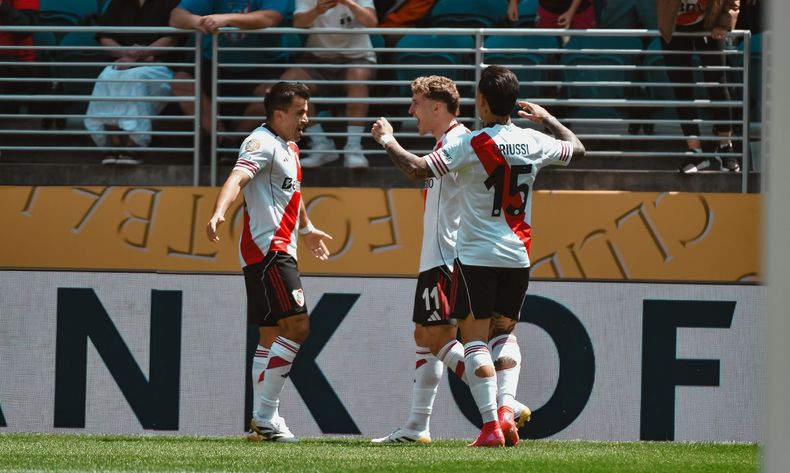 Video: el cabezazo letal de Facundo Colidio para el 1-0 de River sobre ...