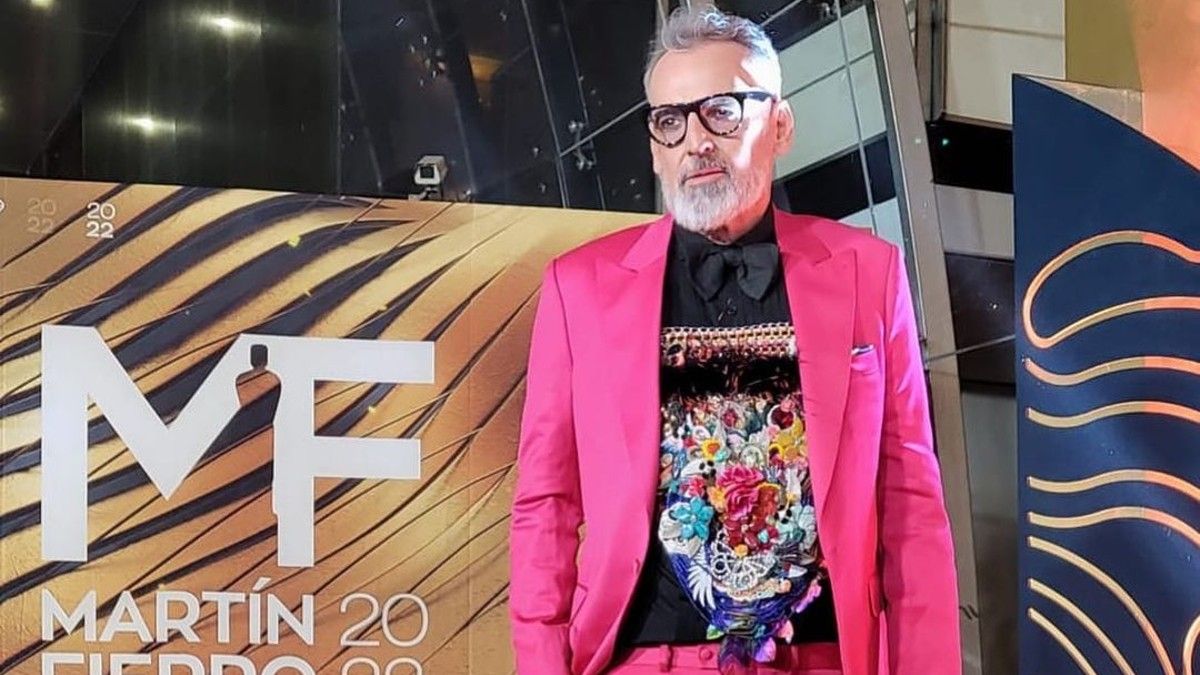 Final feliz: le robaron su vestido de 15 y Benito Fernández le diseñó uno