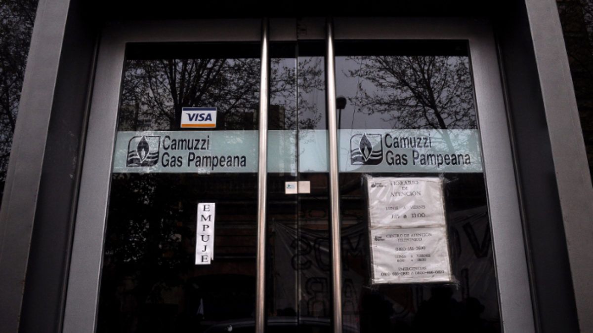 Cómo realizar el cambio de titularidad en Camuzzi