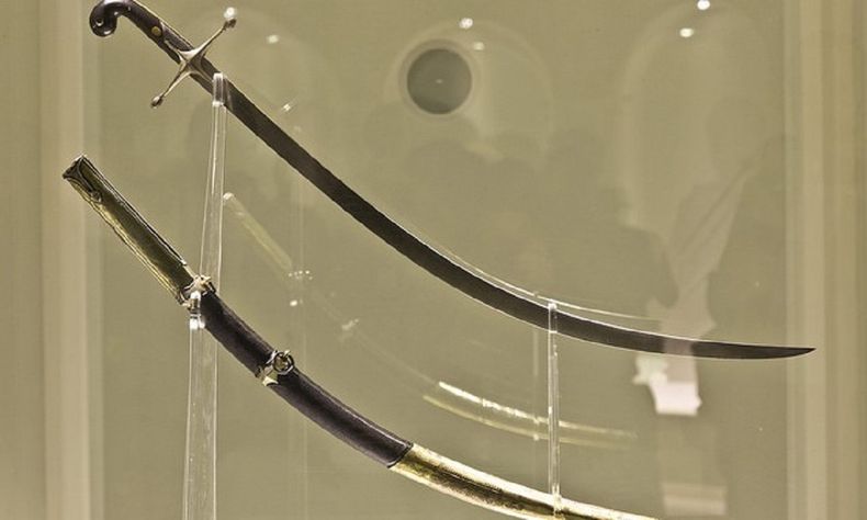 La intrincada historia del sable corvo de José de San Martín: legados ...