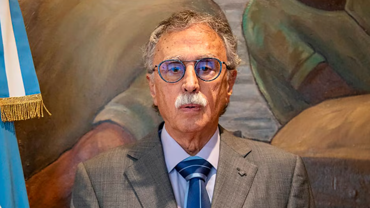 Mario Lugones, ante la polémica por los exámenes de residencia: La ...